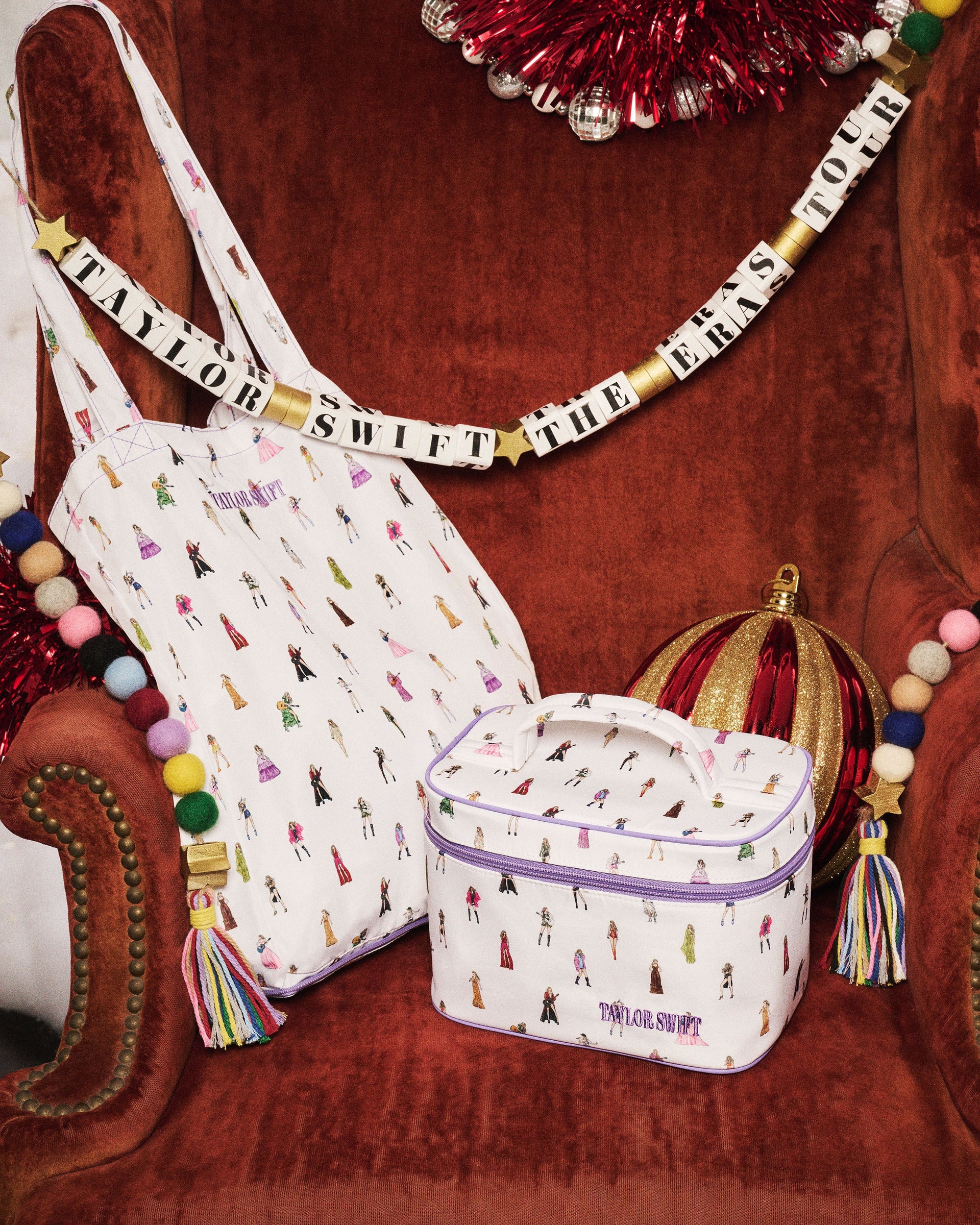 The Holiday Collection – Store Taylor Swift